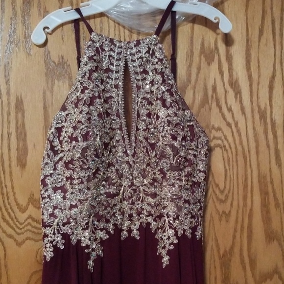 Xscape | Dresses | Xscape Formal Dress | Poshmark